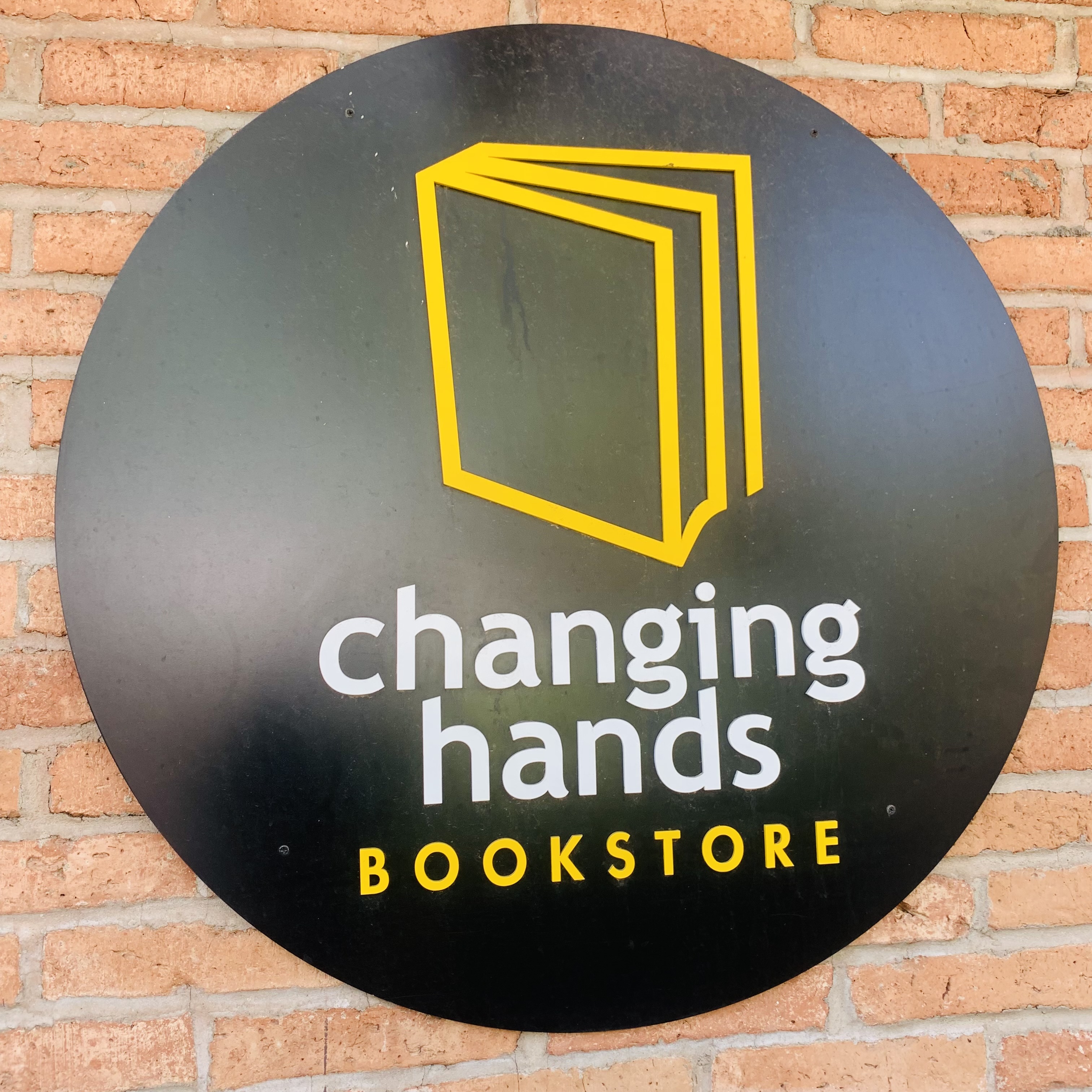 Exploring Changing Hands Bookstore: A Charming Oasis for Book Lovers ...